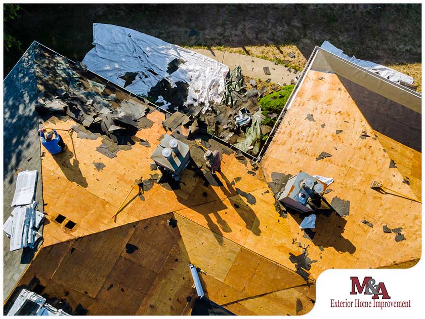 Common Residential Roofing Problems Homeowners Face